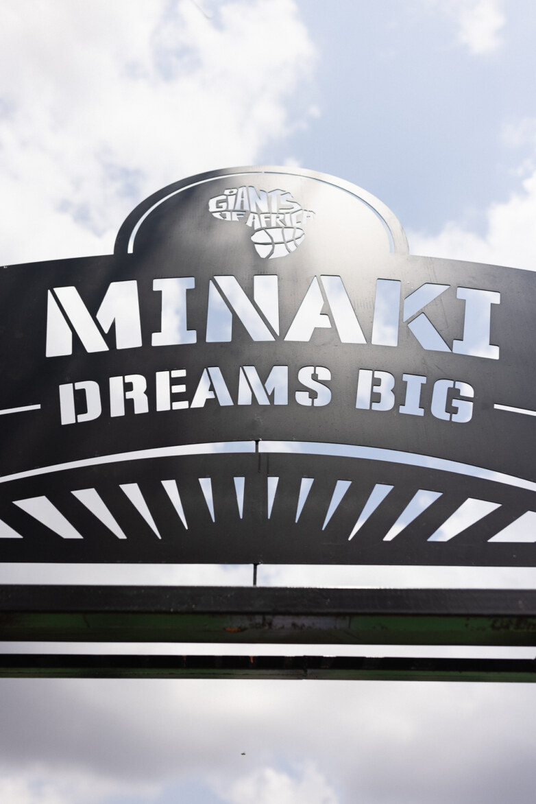 Minaki High School – Giants of Africa